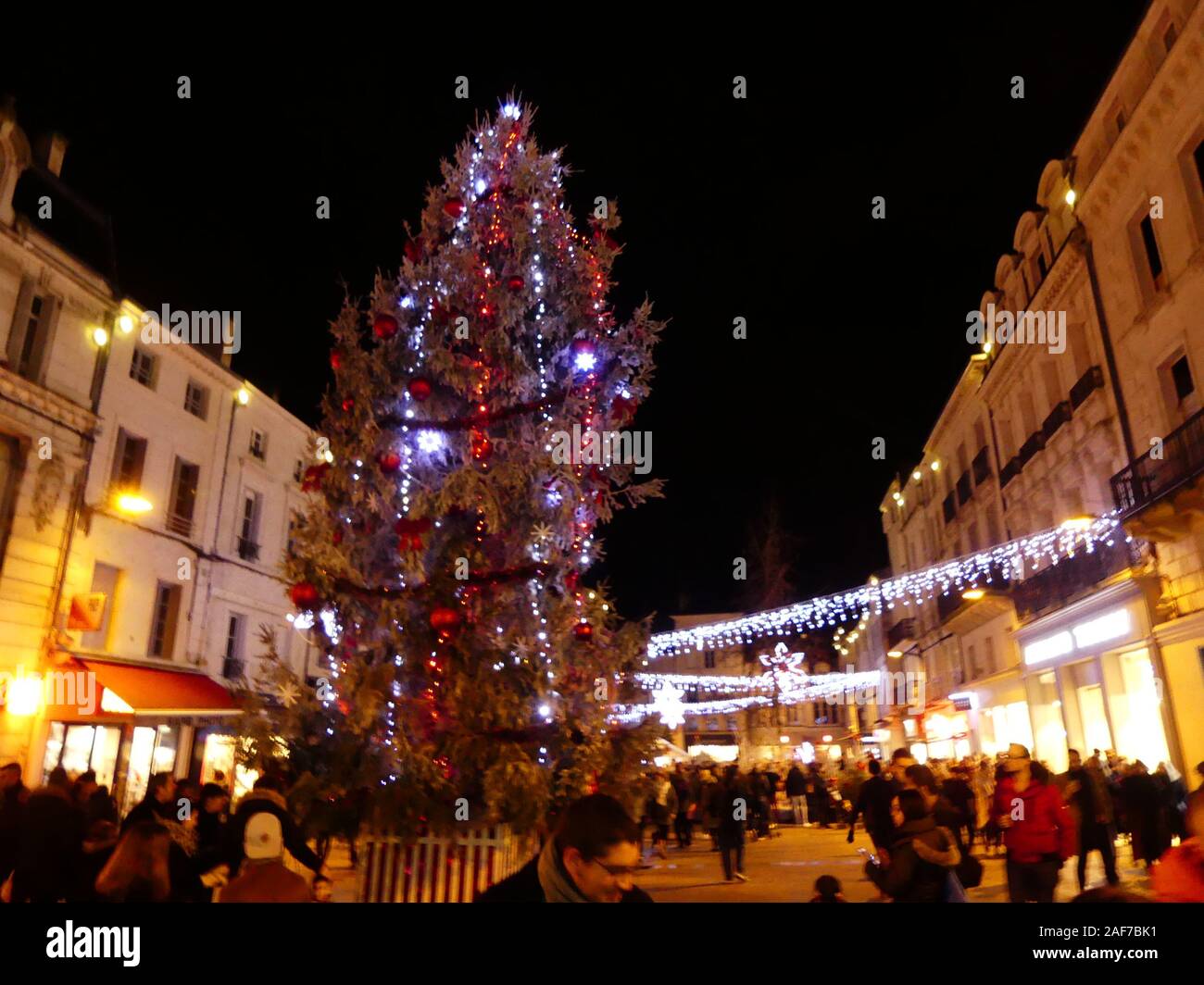 Niort centre ville Banque de photographies et d’images à haute ...