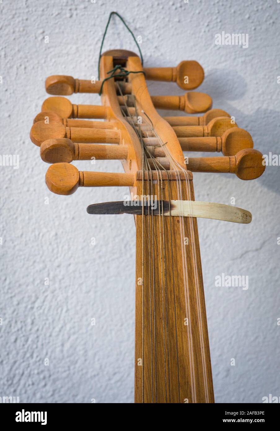 Choisir un instrument oud Banque de photographies et d’images à haute ...