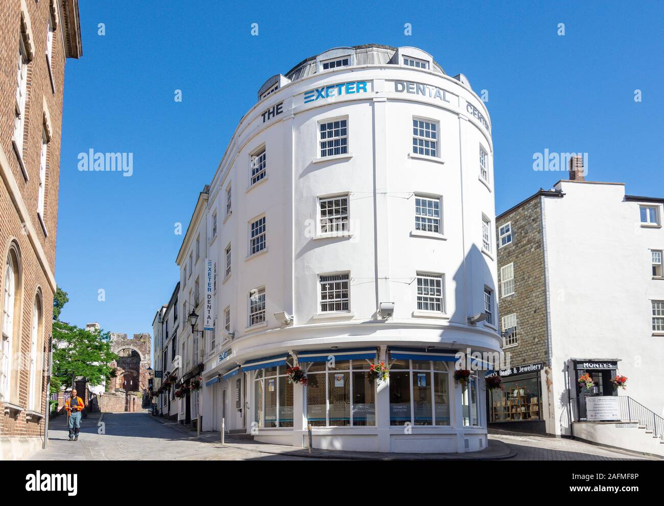 Maison carre Banque de photographies et d’images à haute résolution - Alamy