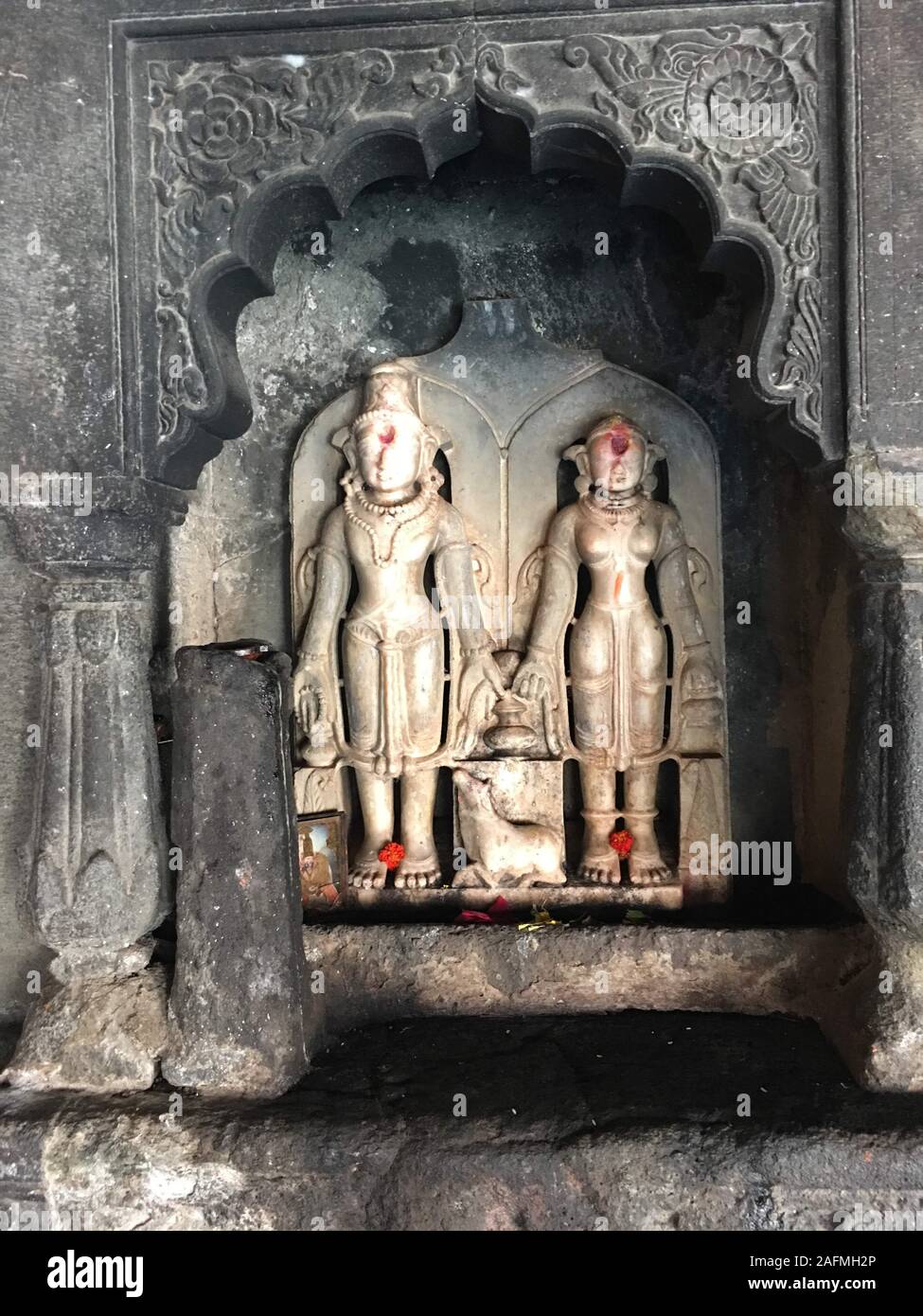 Sculptures de dieu hindou Banque de photographies et d’images à haute ...
