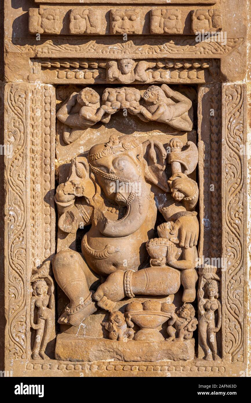 Hindu temple sculptures Banque de photographies et d’images à haute ...