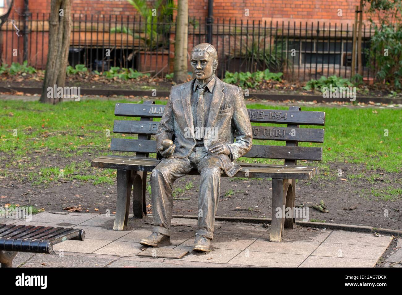 Alan turing memorial statue Banque de photographies et d’images à haute ...