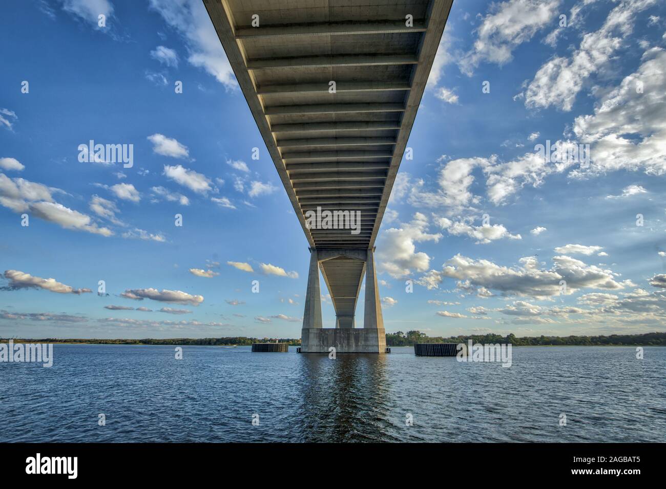 Point de pont Banque de photographies et d’images à haute résolution ...