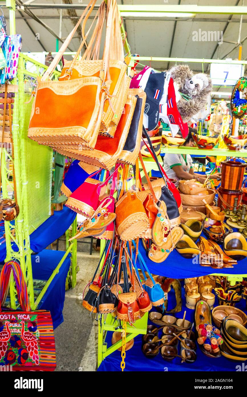 Traditional clothing costa rica Banque de photographies et d’images à ...