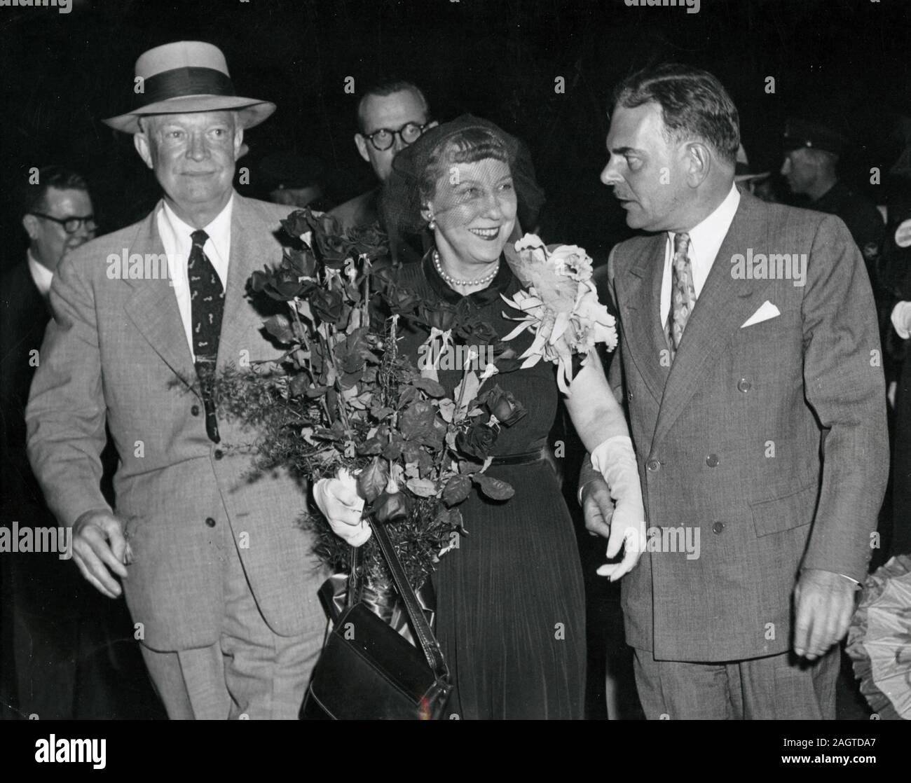 Dwight eisenhower et sa femme Banque de photographies et d’images à ...