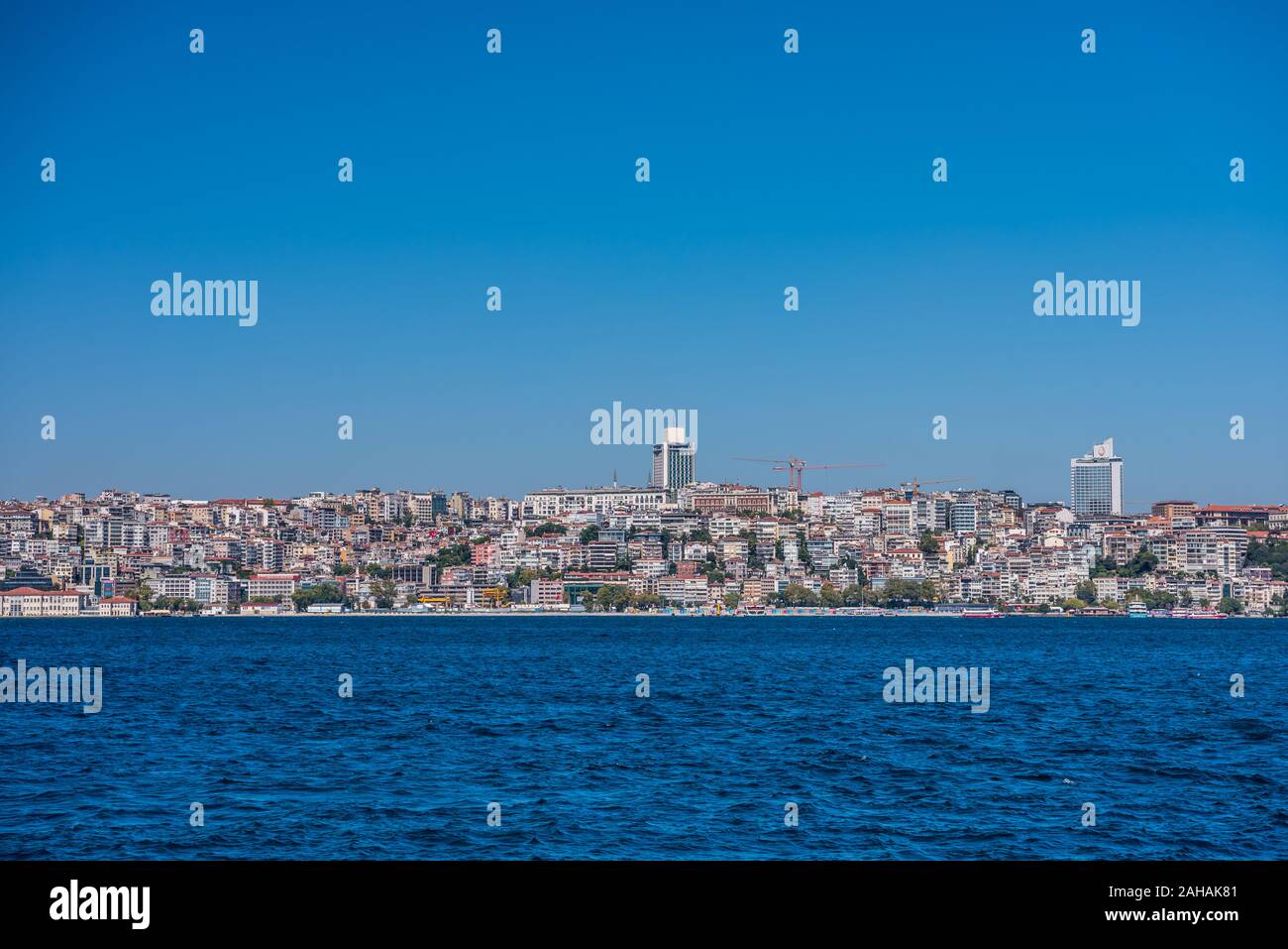 Belle vue sur le détroit du Bosphore avec beaucoup de capacités à la ...