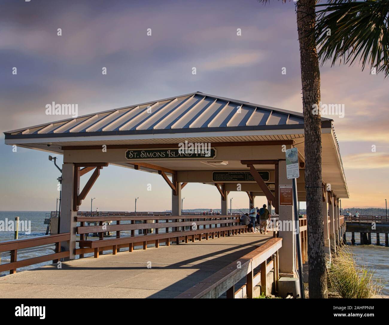 St simons island pier Banque de photographies et d’images à haute ...
