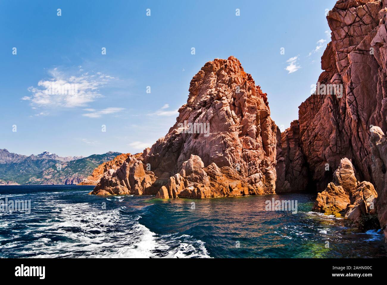 Les roches magmatiques de vertical Calanques de Piana à Porto Bay de l ...