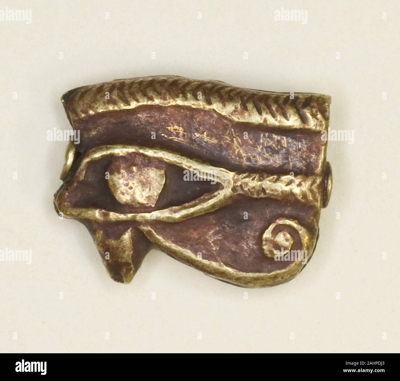 Egypte antique. Amulette de l'Œil du dieu Horus (oudjat s). 305 av. J ...