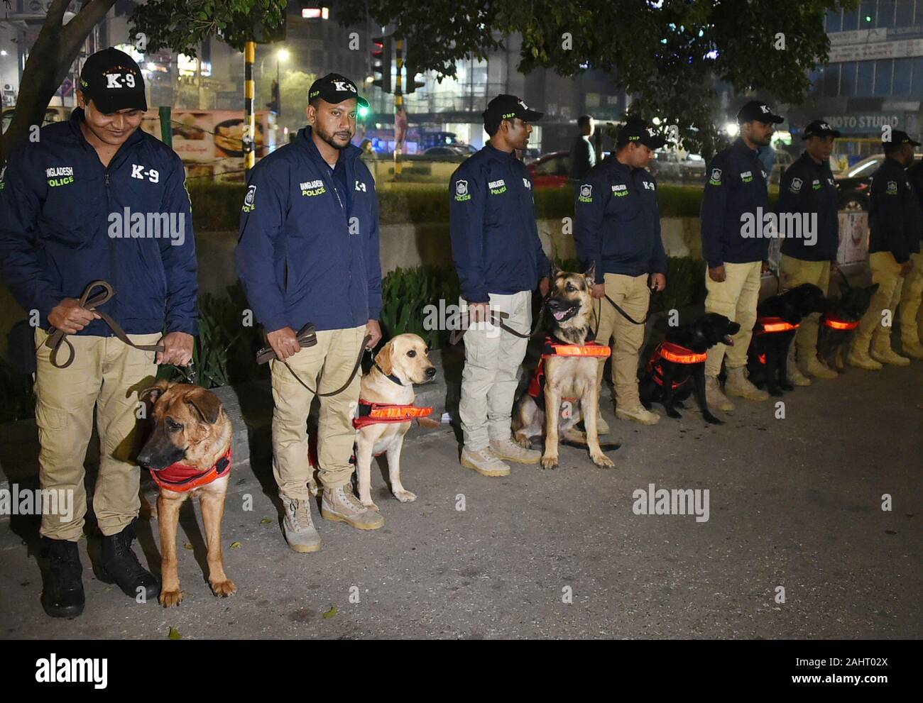 Dhaka police métropolitaine Banque de photographies et d’images à haute ...