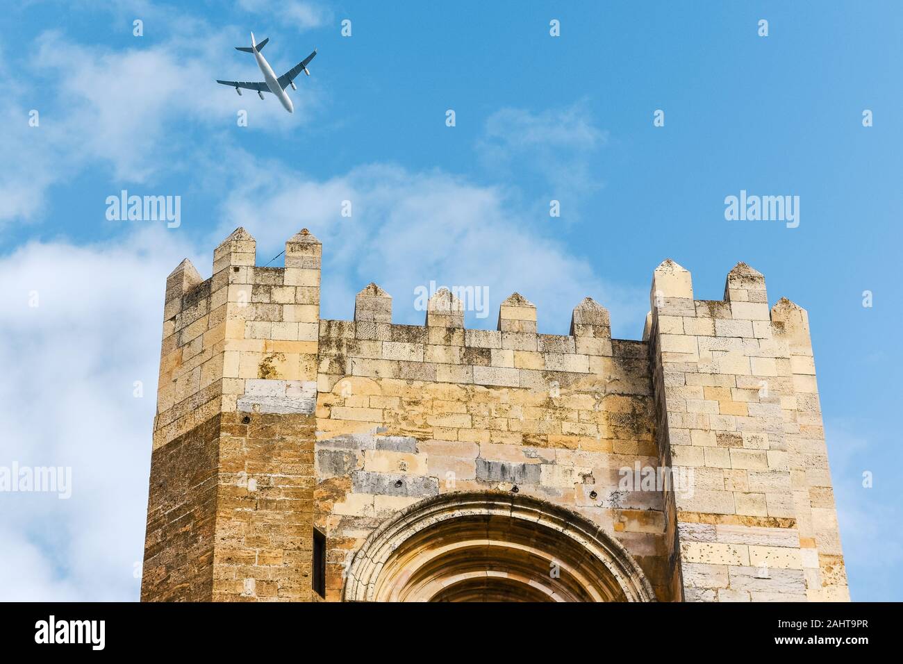 Avion monument lisbonne portugal Banque de photographies et d’images à ...