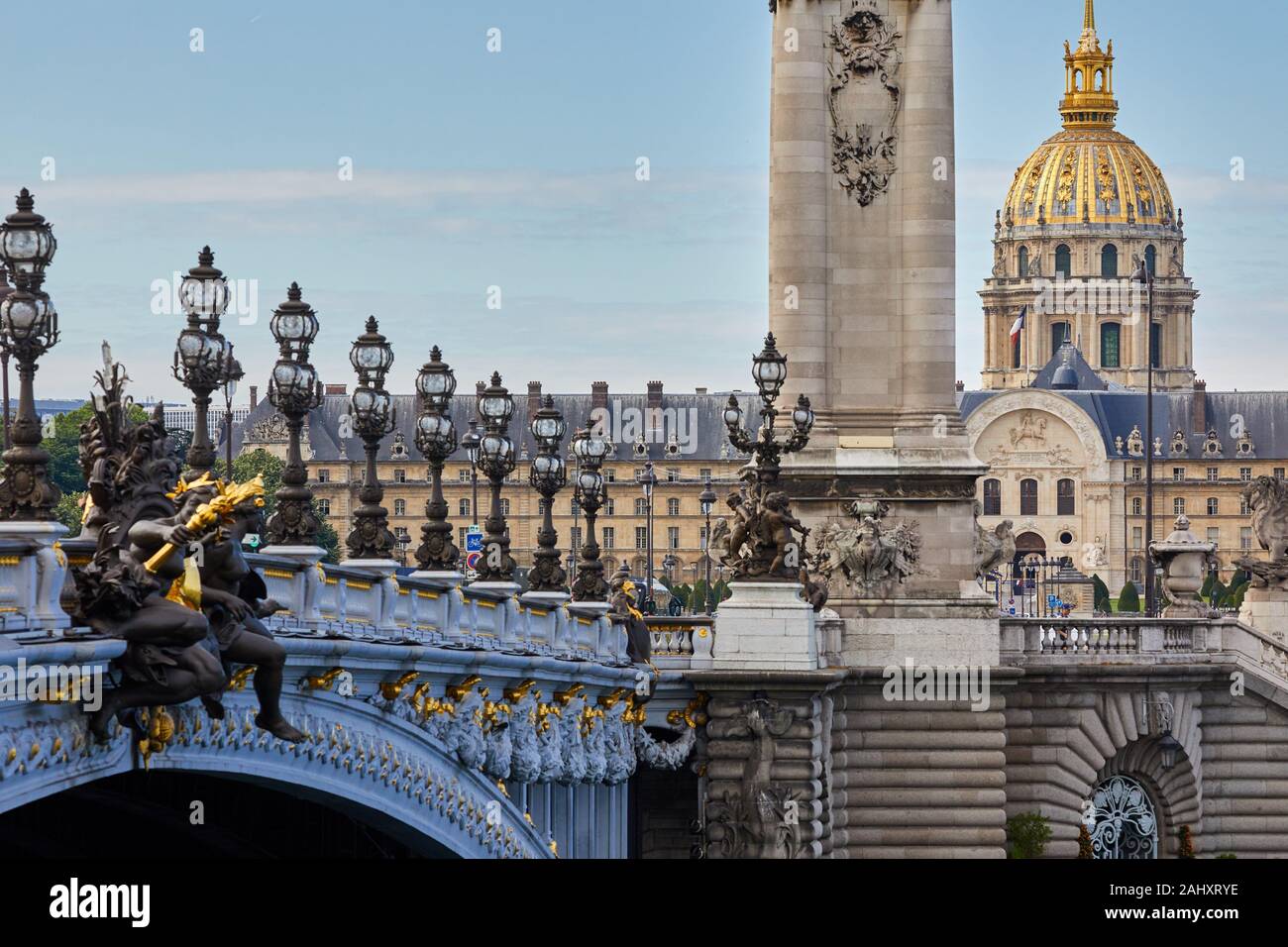 Pont Pont Alexandre Iii Banque d'image et photos - Alamy