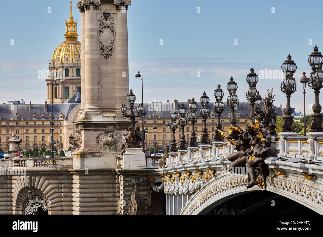 Pont Pont Alexandre Iii Banque d'image et photos - Alamy