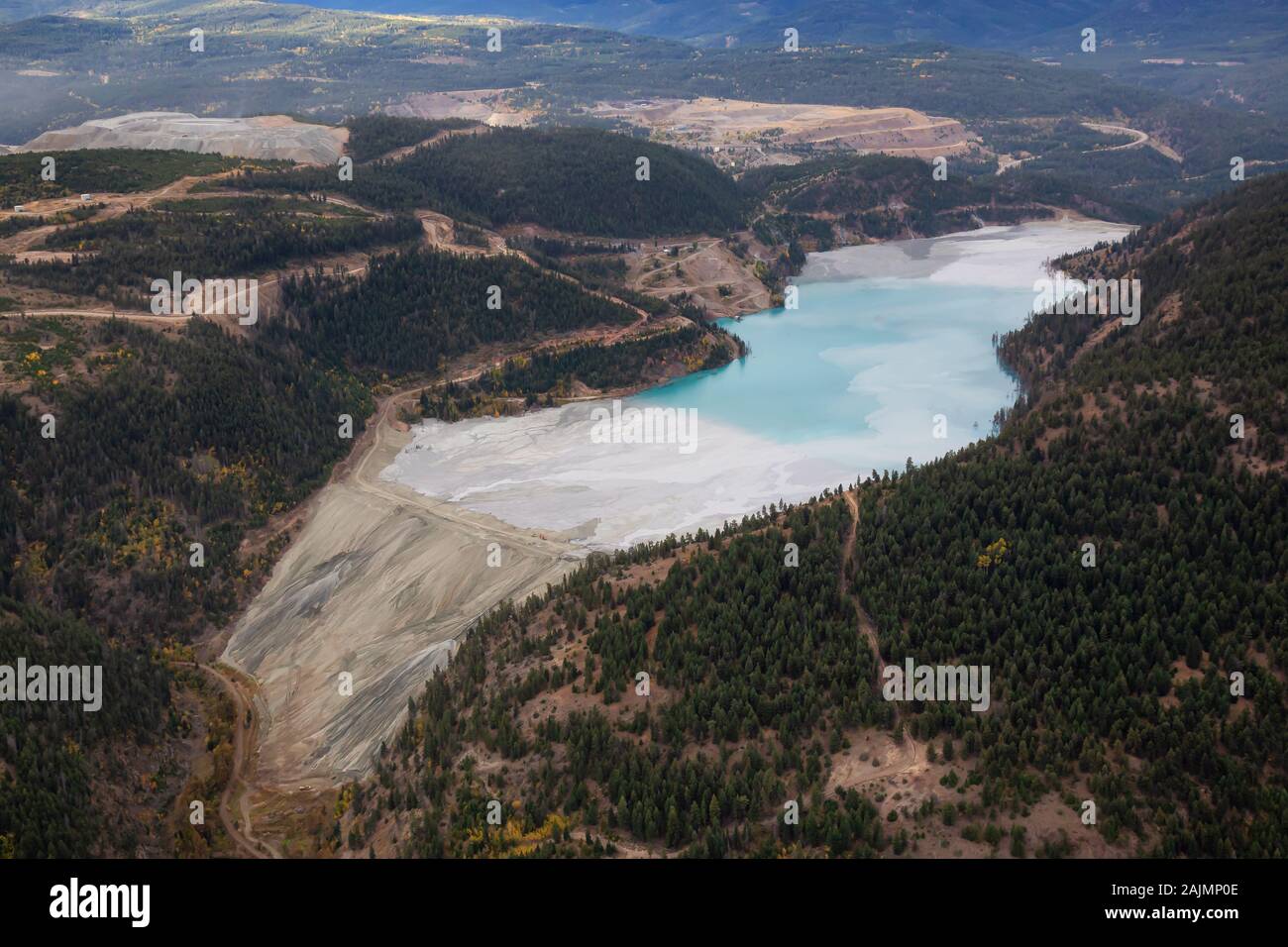 Bassin de pollution en cuivre Banque de photographies et d’images à ...