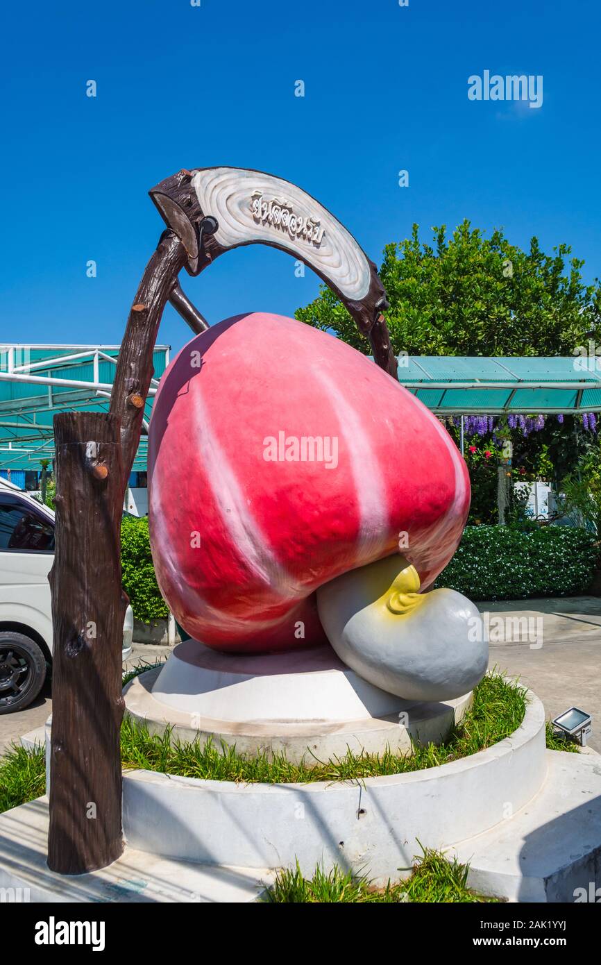 Cashew nut factory Banque de photographies et d’images à haute ...