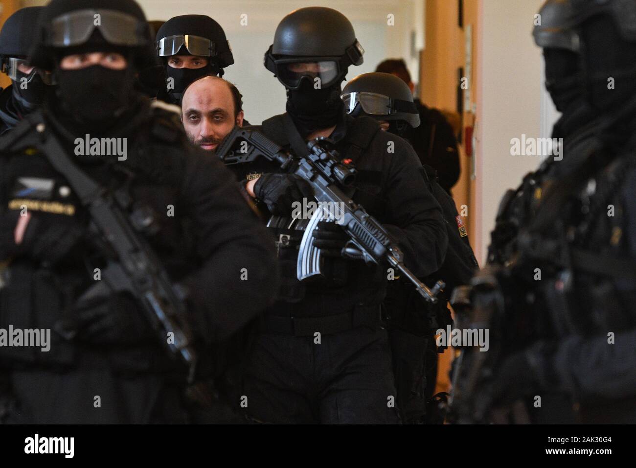 Samer shehadeh Banque de photographies et d’images à haute résolution ...