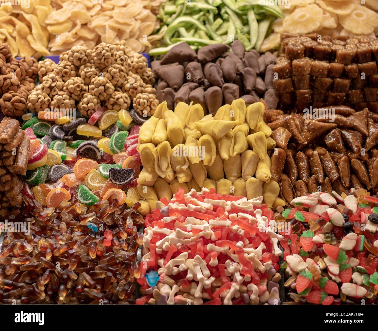 Istanbul turkey shop selling nuts Banque de photographies et d’images à ...