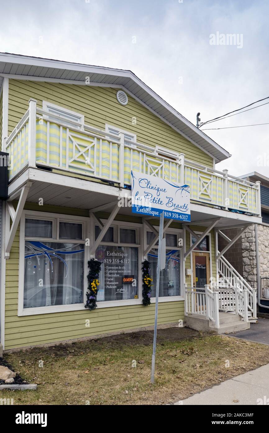 Poutine aujourd'hui Banque de photographies et d’images à haute ...