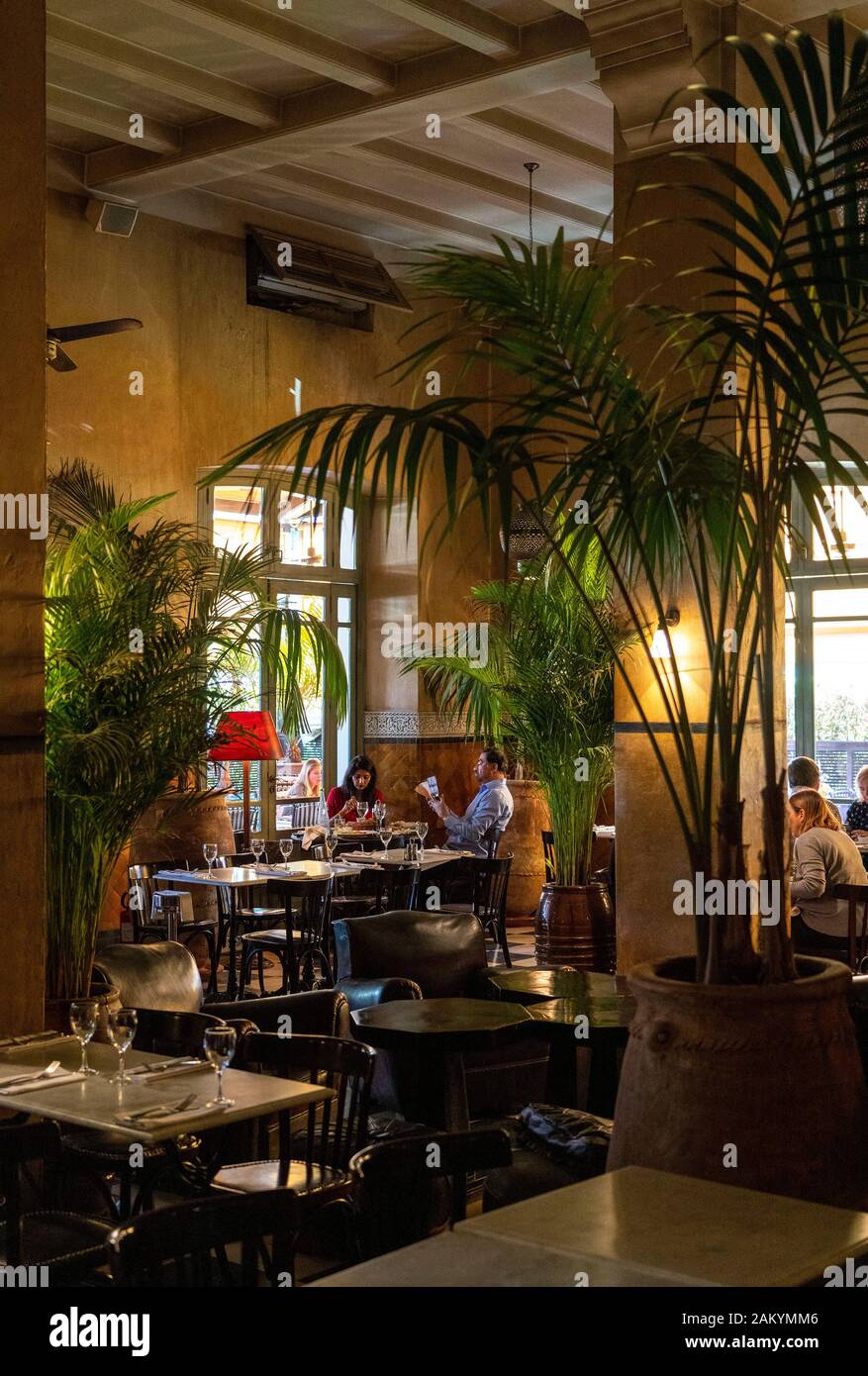 Grand Cafe De La Poste Banque d'image et photos - Alamy