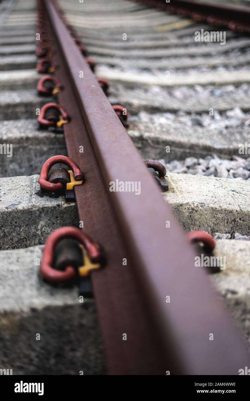 Rail de fer Banque de photographies et d’images à haute résolution - Alamy