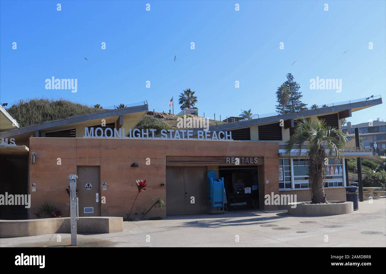 Moonlight beach Banque de photographies et d’images à haute résolution ...