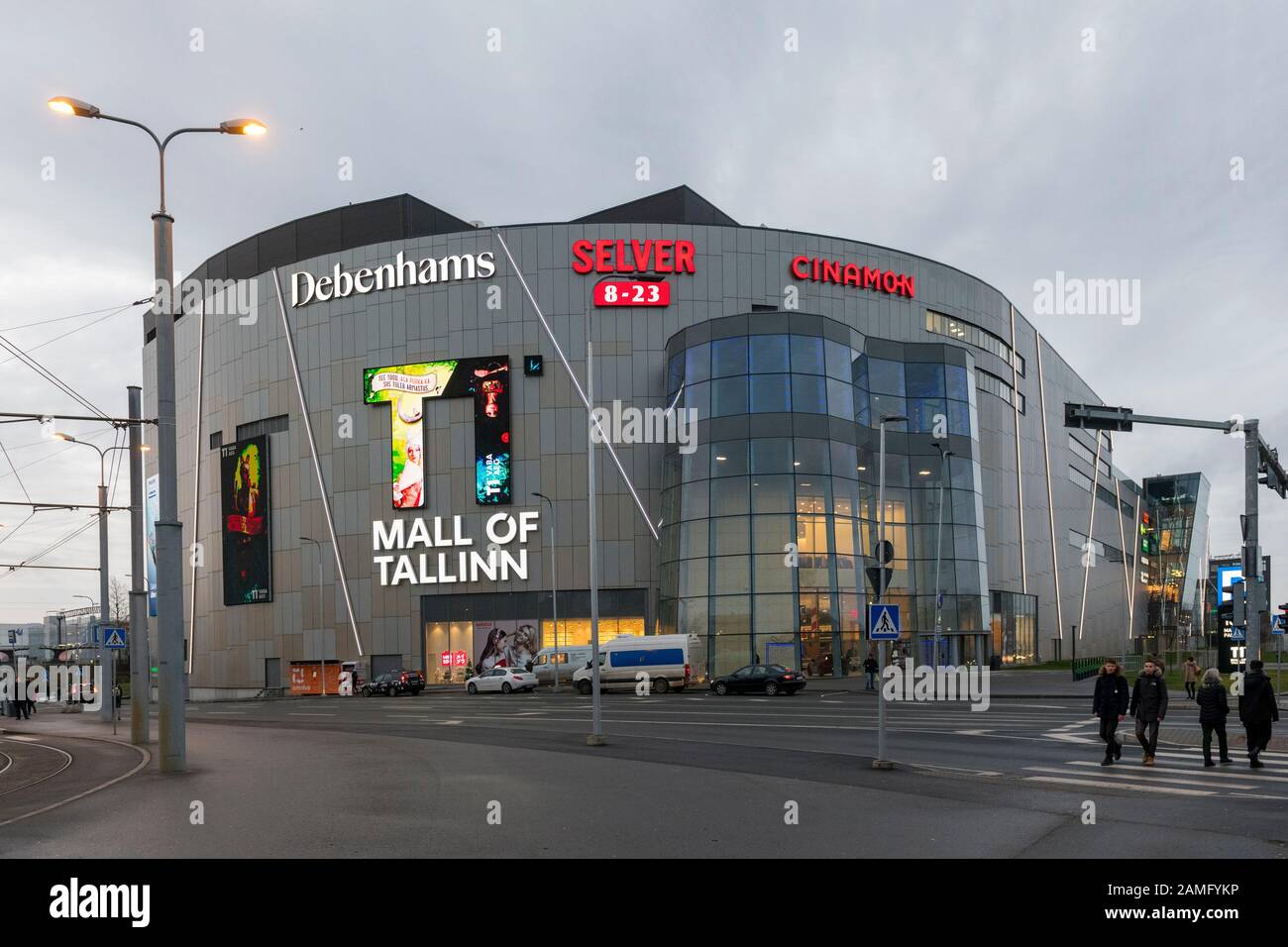 Modern building tallinn estonia Banque de photographies et d’images à ...