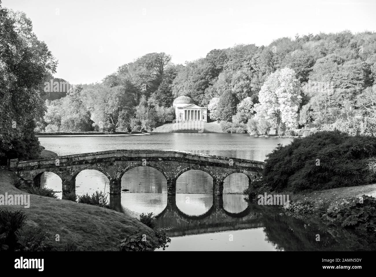 Domaine de stourhead Banque de photographies et d’images à haute ...