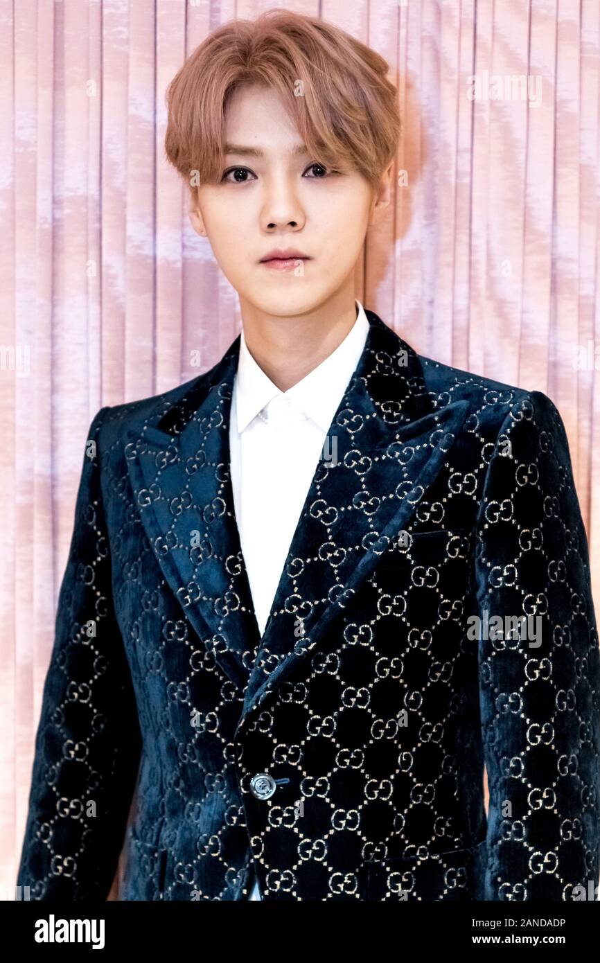 Gucci suit Banque de photographies et d’images à haute résolution - Alamy