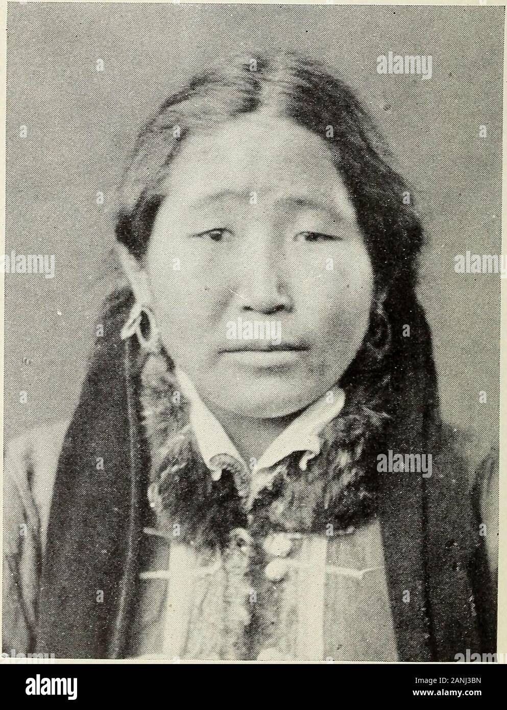 Femme indienne cheyenne Banque de photographies et d’images à haute ...