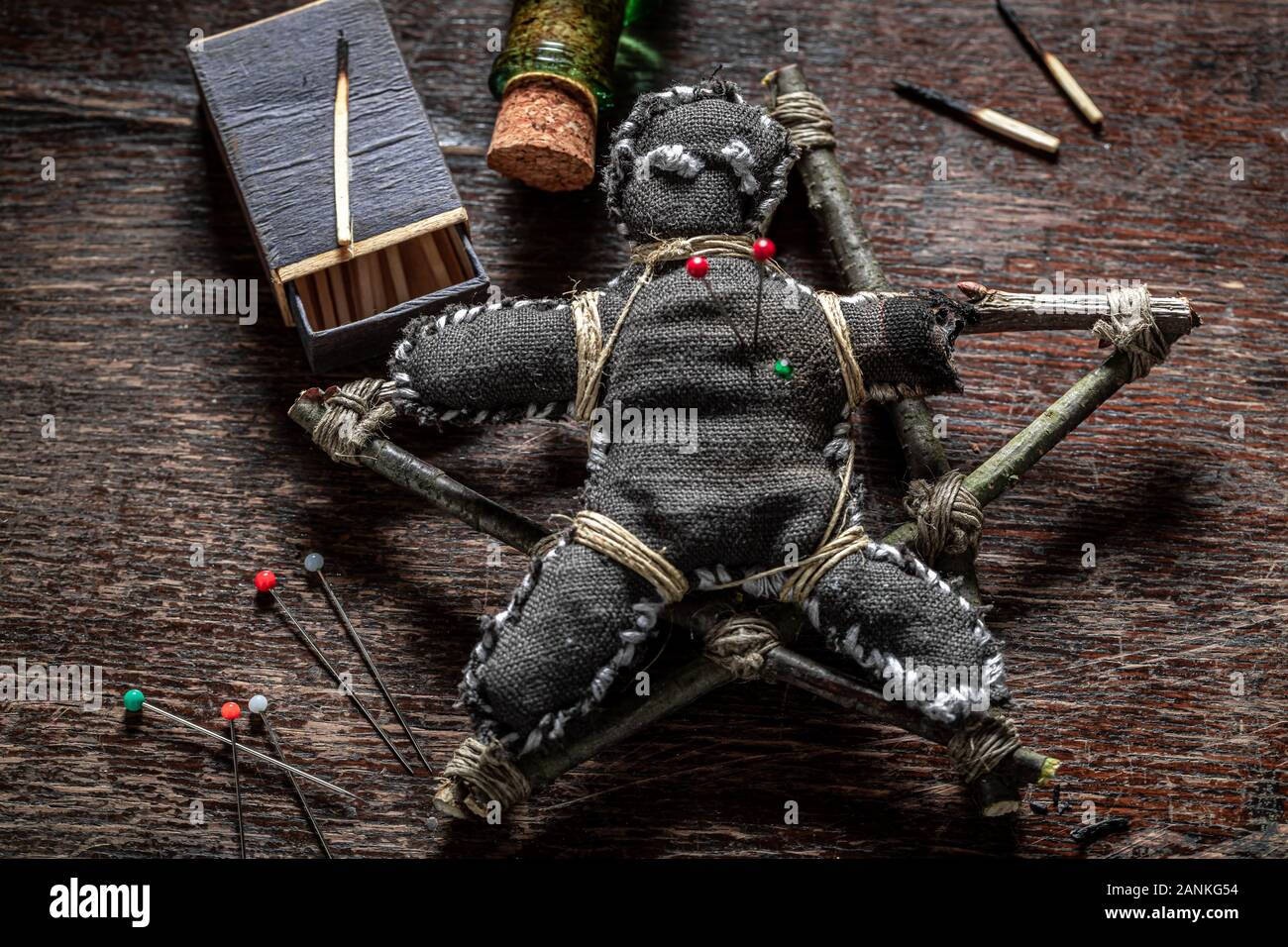 Poupée vaudou Banque de photographies et d’images à haute résolution ...