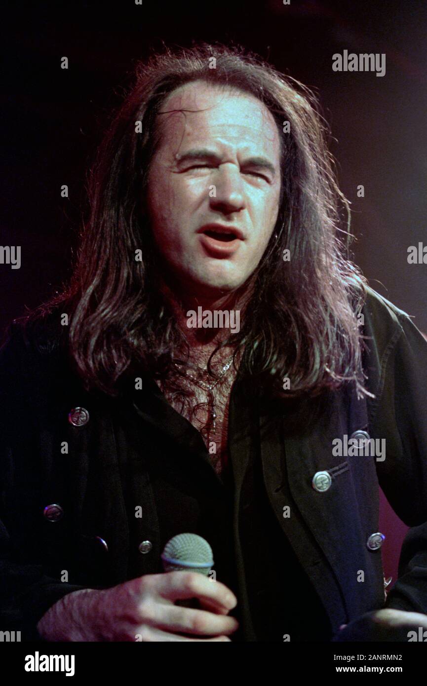 Black sabbath 1976 Banque de photographies et d’images à haute ...