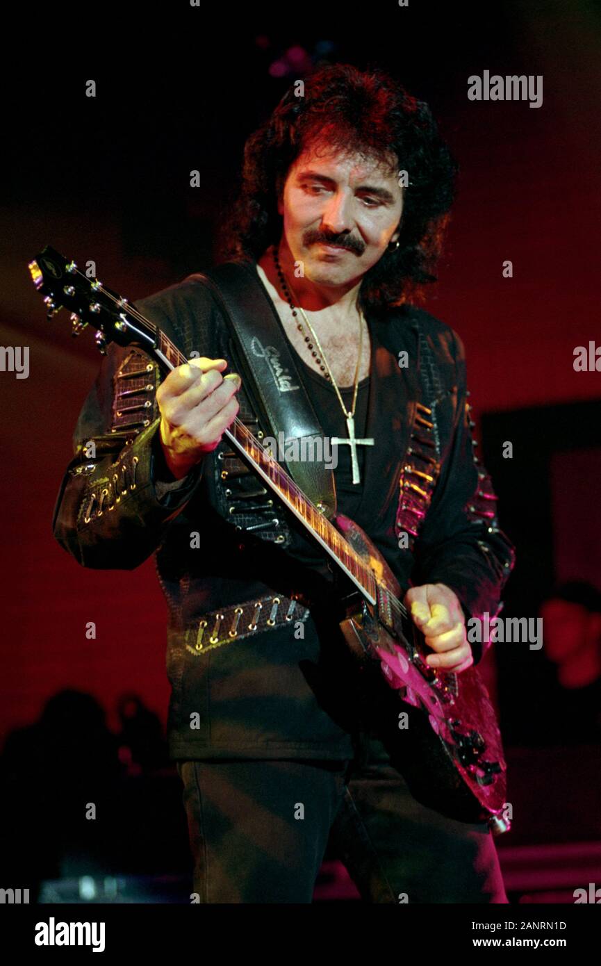 Black sabbath 1976 Banque de photographies et d’images à haute ...