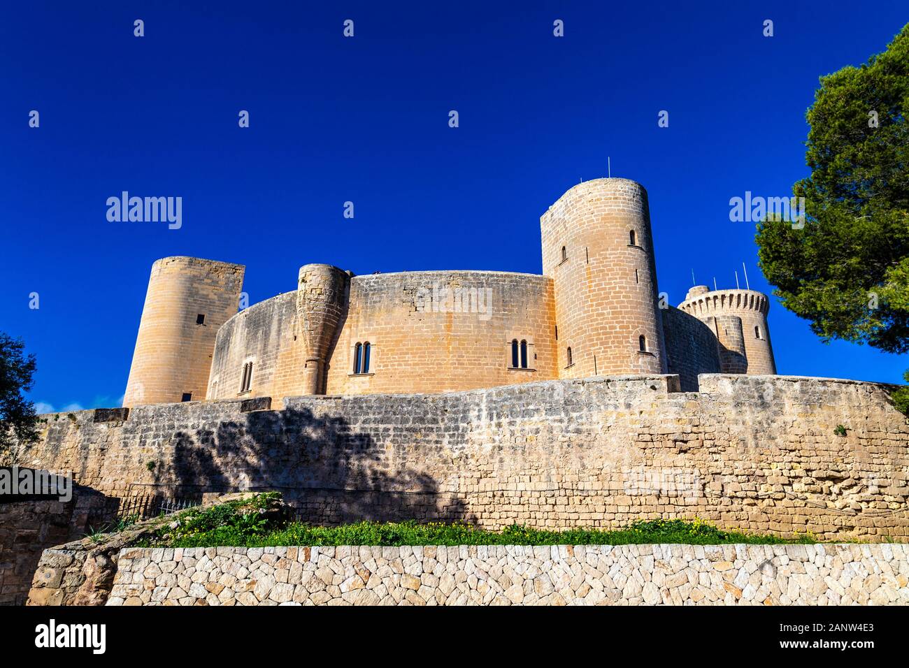 Bellver castle palma de mallorca Banque de photographies et d’images à ...