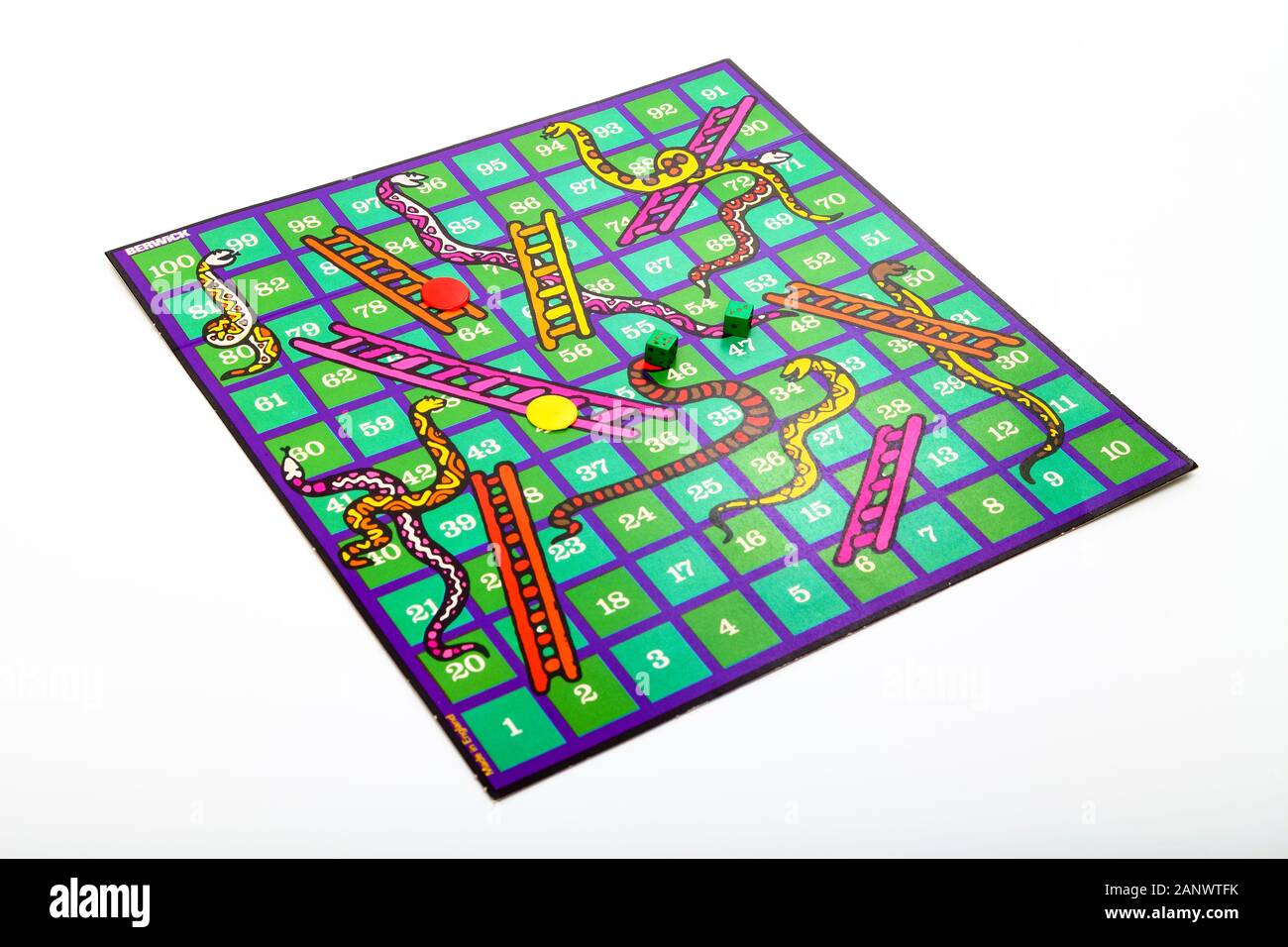 Snakes and ladders game Banque de photographies et d’images à haute ...