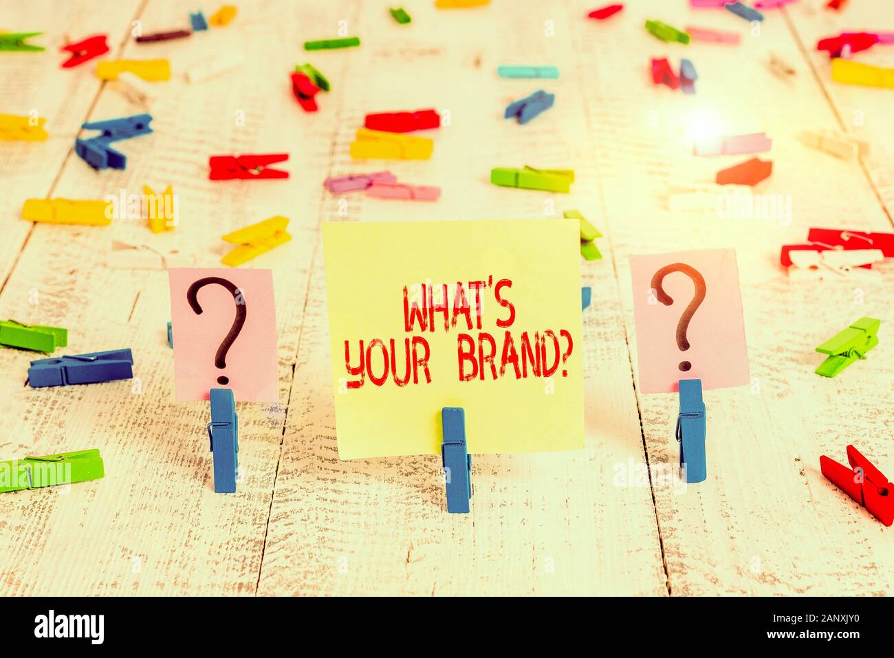 Écrit remarque montrant quel est votre marque de question. Concept d ...