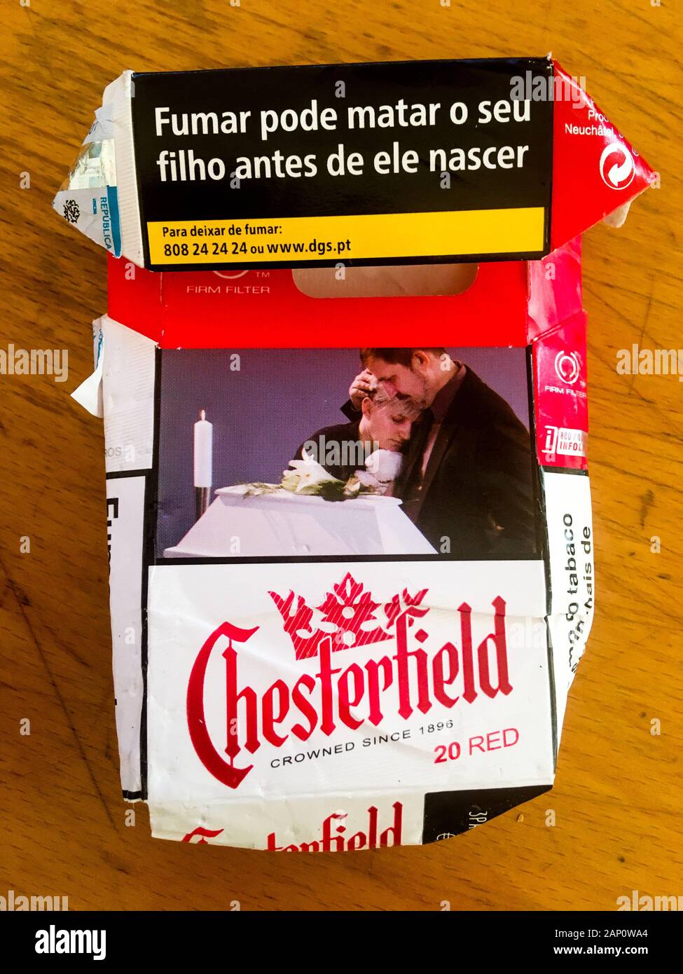 Paquet De Cigarettes Espagnoles Banque d'image et photos - Alamy