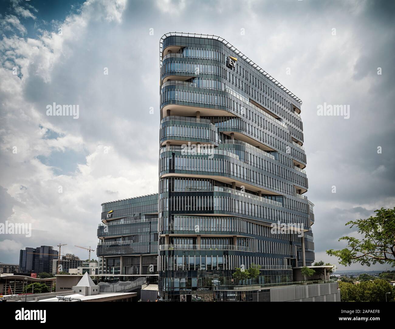 Ey tower Banque de photographies et d’images à haute résolution - Alamy