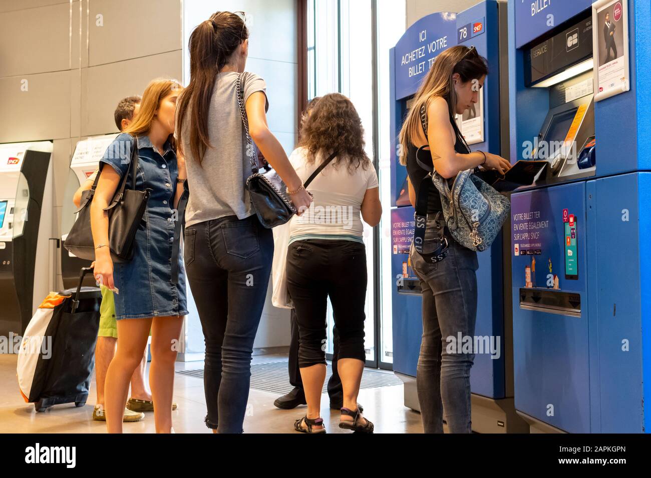 Vending machine france Banque de photographies et d’images à haute ...