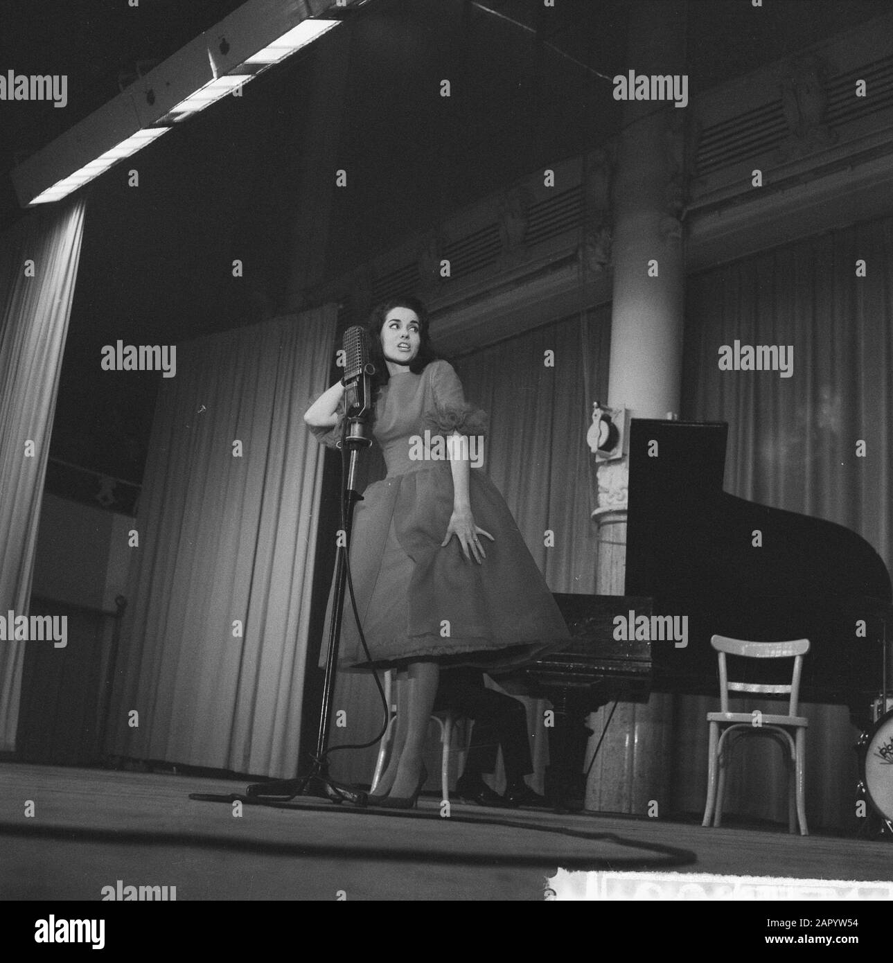 Jacqueline boyer Banque de photographies et d’images à haute résolution ...