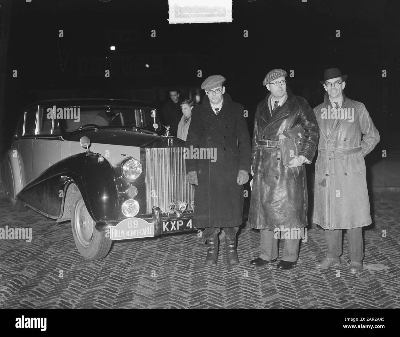 Rally monte carlo 1950 Banque d'images noir et blanc - Alamy