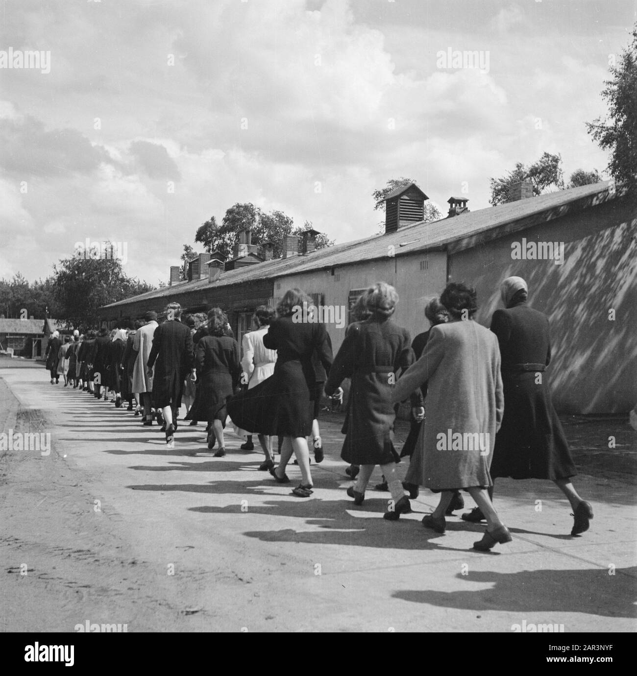 épuration seconde guerre mondiale Banque de photographies et d’images à ...