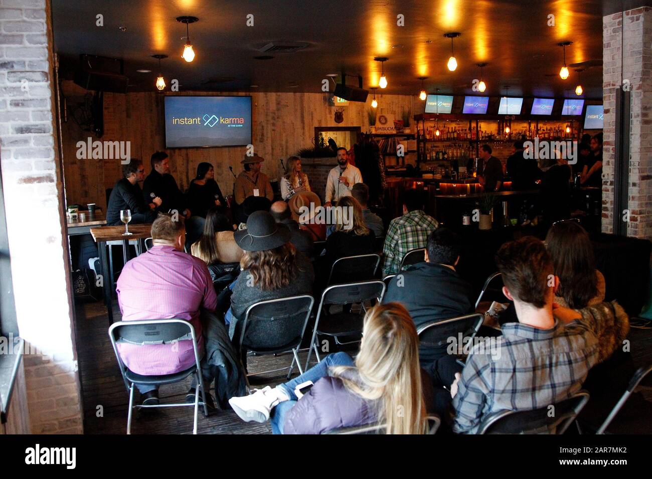 Josh bernstein Banque de photographies et d’images à haute résolution ...