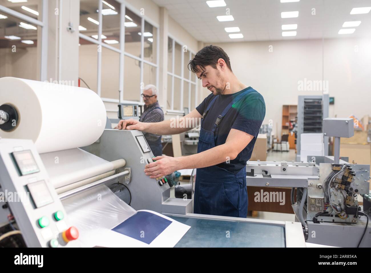 Plieuse imprimerie Banque de photographies et d’images à haute ...