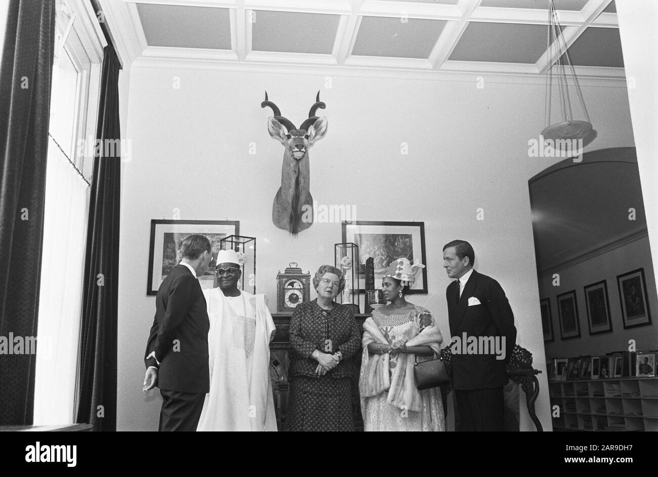 Diori hamani Banque d'images noir et blanc - Alamy
