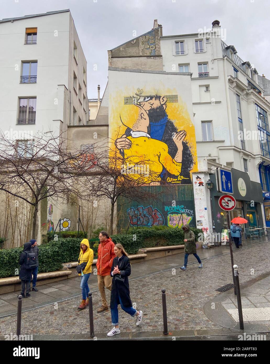 Tintin street art Banque de photographies et d’images à haute ...