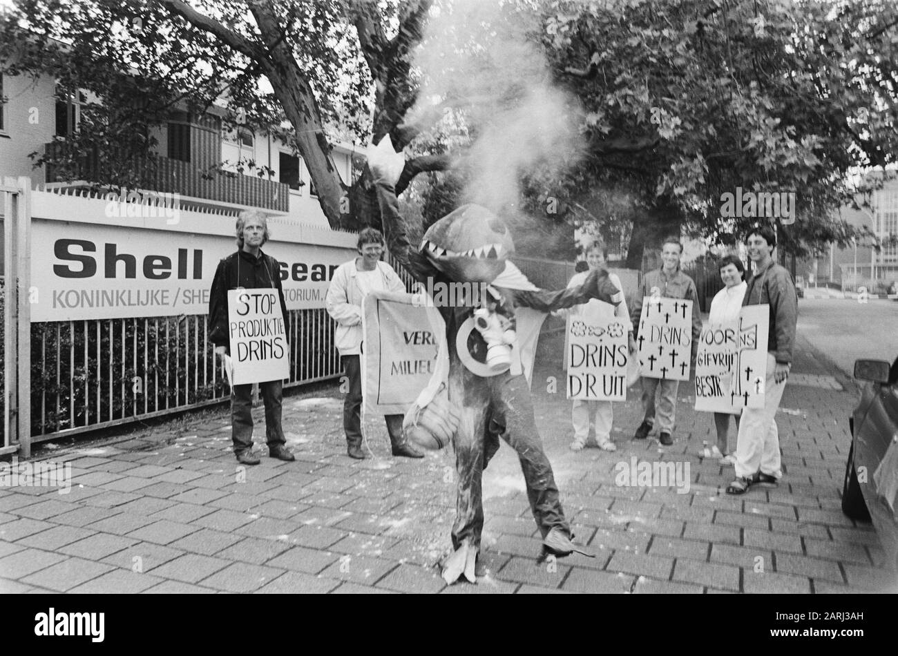 Association Défense environnementale avec grenouille poison active à ...