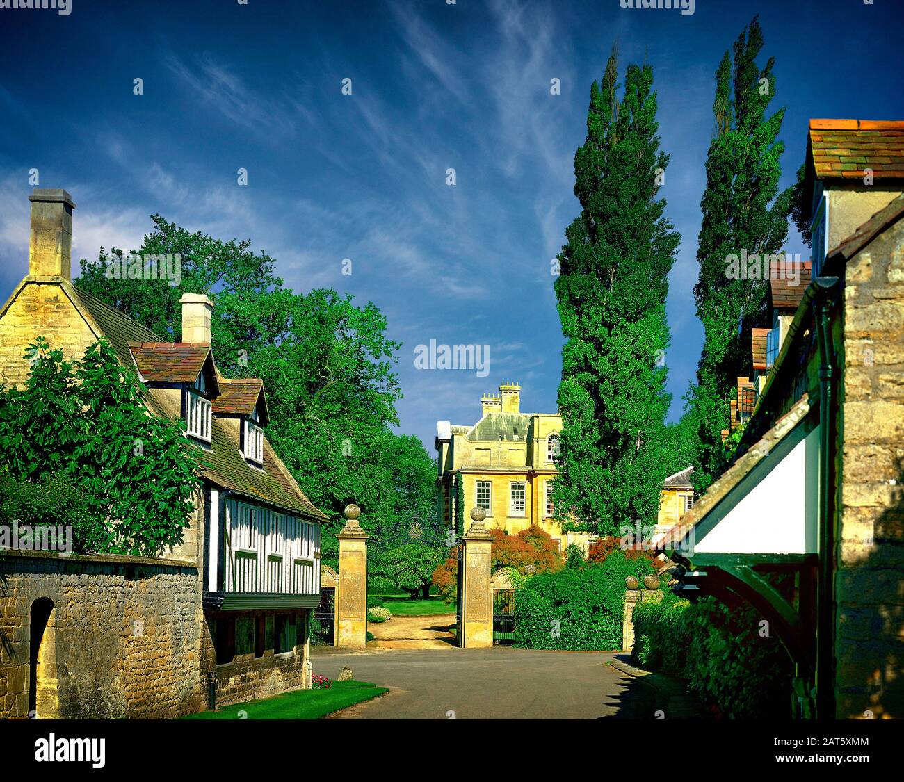 Overbury court Banque de photographies et d’images à haute résolution ...