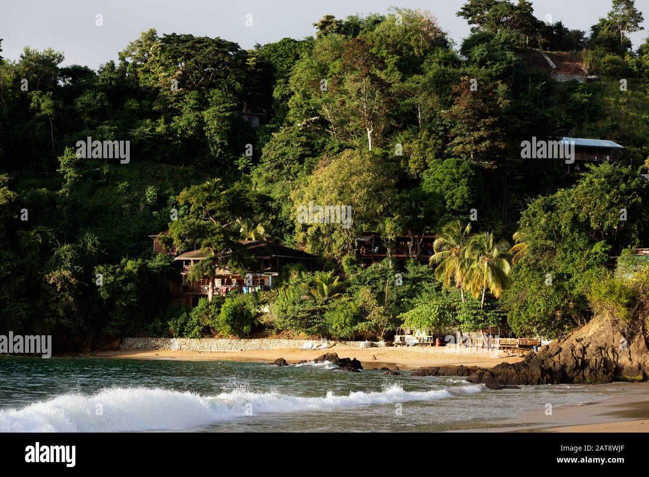 Castara bay beach Banque de photographies et d’images à haute ...