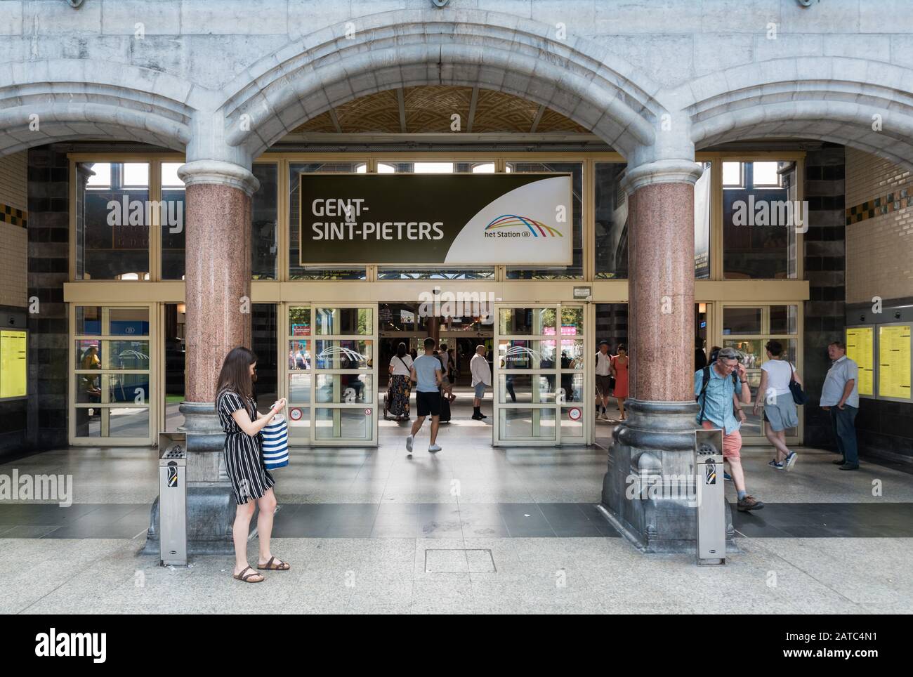 Main entrance gent sint pieters Banque de photographies et d’images à ...