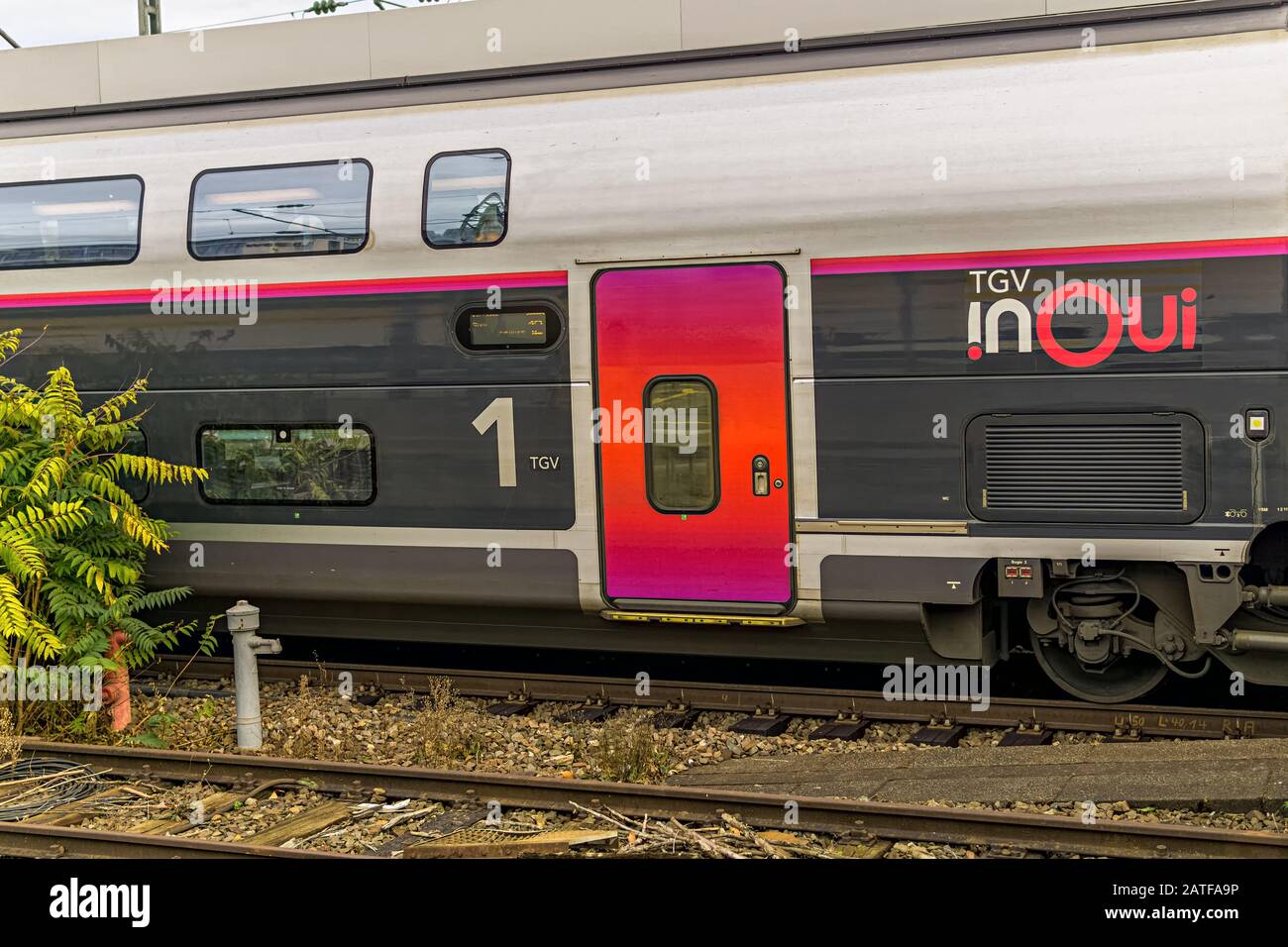 Train inoui Banque d'image et photos - Alamy